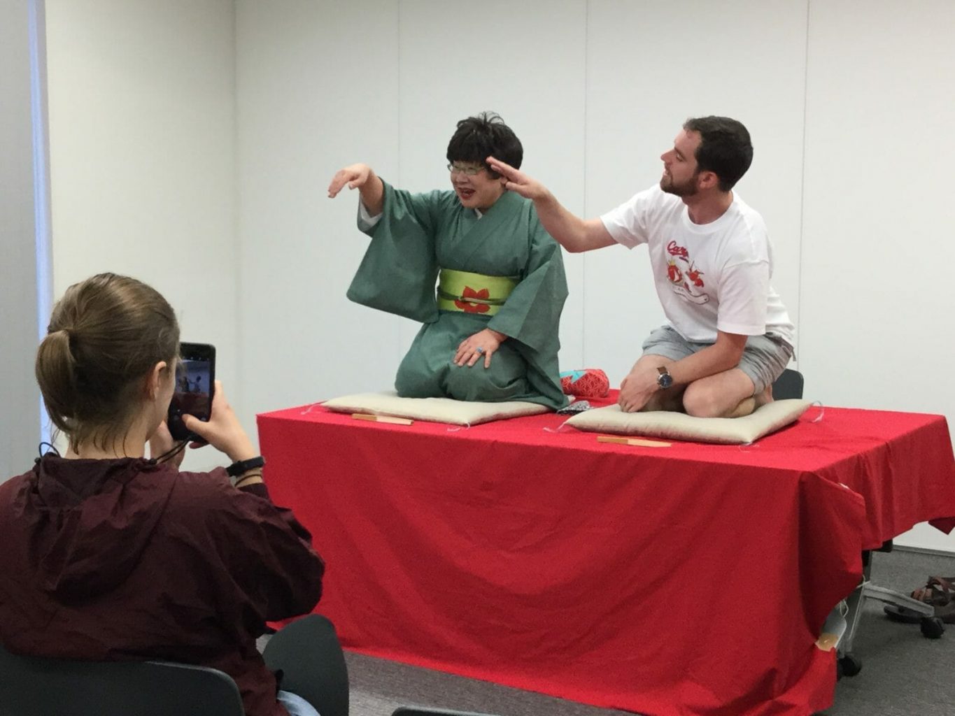 Rakugo in English - Samurai Tours